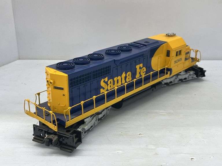 (II) Lionel Miniature Diesel Train Engines - Kraft Auction Service, LLC
