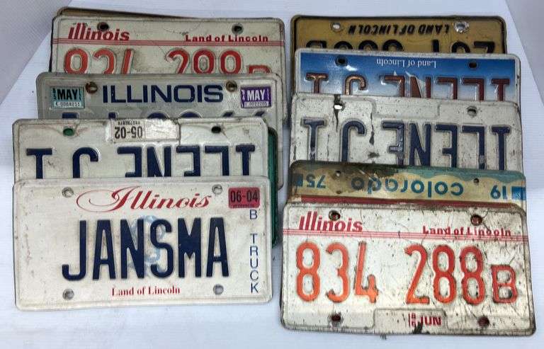 (U) Vintage Illinois License Plates - Kraft Auction Service, LLC