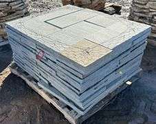 Pallet: 1.5" Bluestone Patio Kit - Kraft Auction Service, LLC
