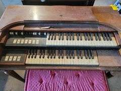 Hammond M3 Series Organ With Bench - Kraft Auction Service, LLC