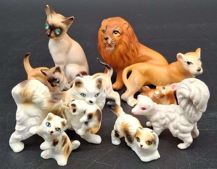 (X) 10 Ceramic and Bone China Miniature Feline Figurines - Kraft ...