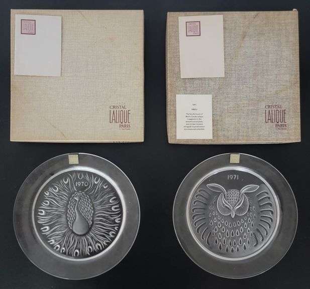 1970 & 1971 Lalique Crystal Annual Plates NIB - Kraft Auction Service, LLC