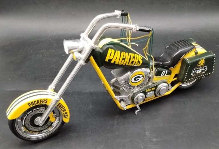 (NT) Green Bay Packers themed Harley Davidson motorcycle some damage to ...