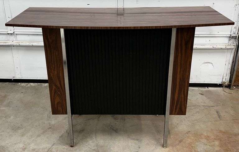 (Y) Vintage Wood Veneer Freestanding Bar Counter - Kraft Auction ...