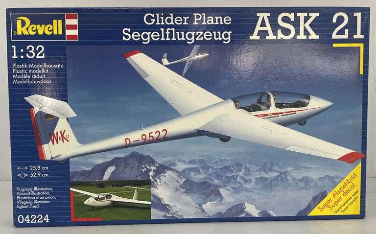 Revell 1:32 Scale ASK 21 Glider Plane Model Kit - Kraft Auction Service ...