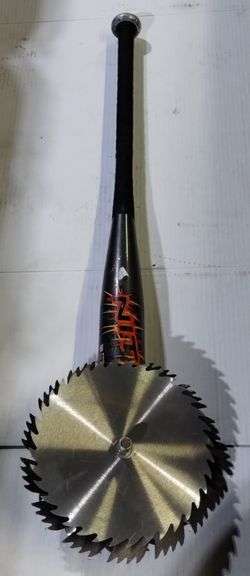 (AF) Zombie killer homemade, bat and blades 33 inches - Kraft Auction ...