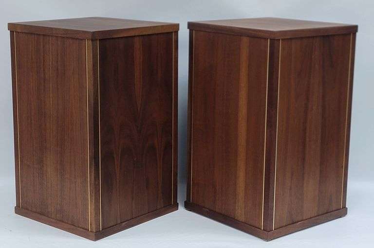 Pair Of Vintage EPI Epicure Model M202 Speakers - Kraft Auction Service ...