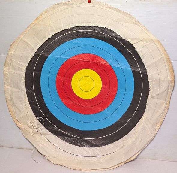 (AB) Circular paper archery targets with cloth edging (50" diameter)(6 ...