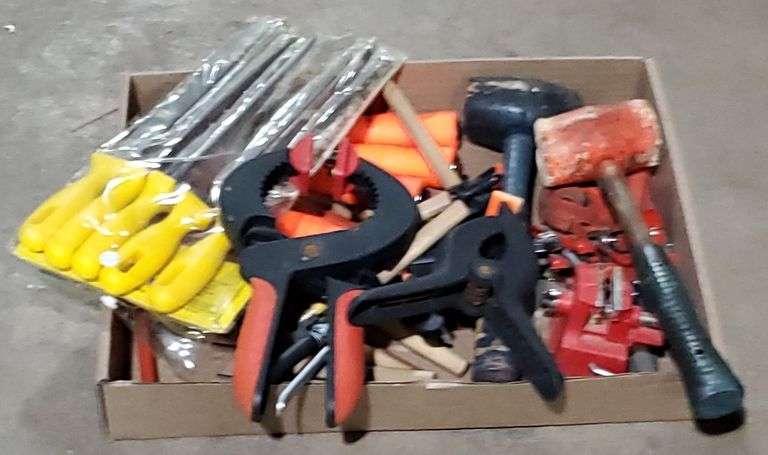 (X) Various woodworking tools, clamps, chisels, mallets and more ...