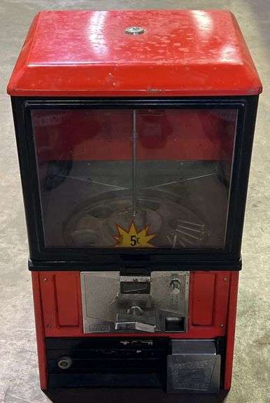 (UV) Northwestern Candy Vending Machine 20 Inches Tall - Kraft Auction ...