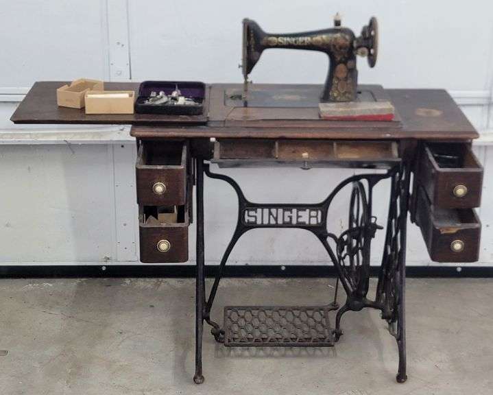 (AJ) Compact Folding Rolling Singer Foot Treadle Sewing Table - Kraft ...