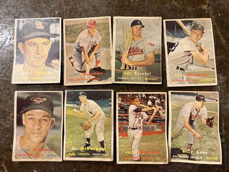Vintage Topps Baseball Cards. - Kraft Auction Service, LLC