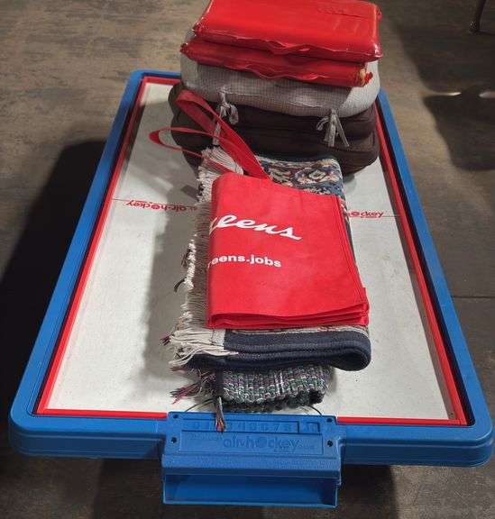 (R) Brunswick Air Hockey by Aurora Table. Electric. 26 x 50 inch ...