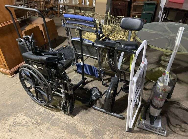 (L) Exercise Equipment including Treadmill, and more and Vacuum - Kraft ...