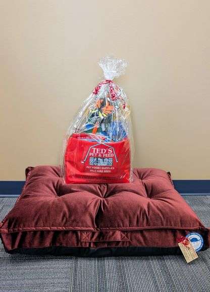 Dog Bundle - Kraft Auction Service, LLC