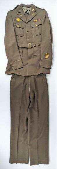 Named WWII US Air Force Captain Dress Uniform - Kraft Auction Service, LLC