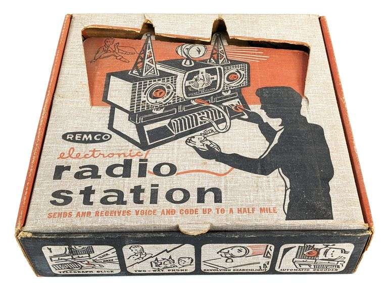 Remco Electronical Radio Station In Box - Kraft Auction Service, LLC