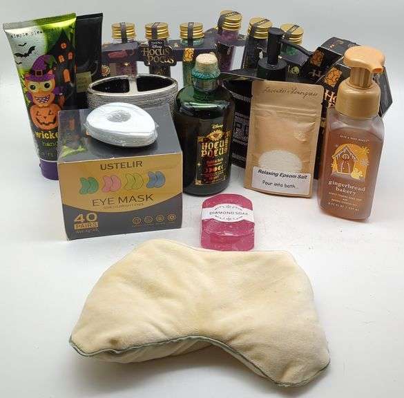 (FW) Bath and Body works and Disney Hocus Pocus Bath salts and more ...