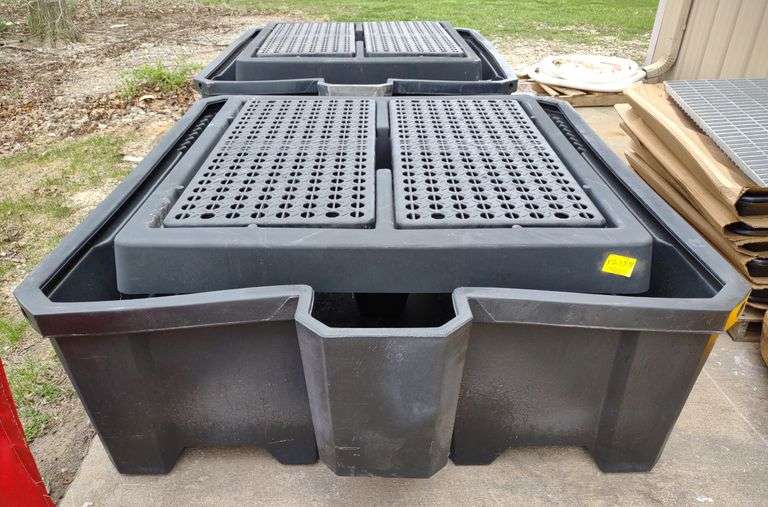 Condor IBC Spill Containment Pallets - Kraft Auction Service, LLC