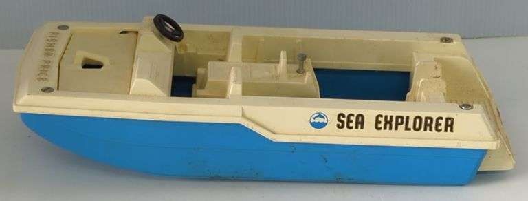 (XX) Vintage Fisher Price Sea Explorer Boat - Kraft Auction Service, LLC