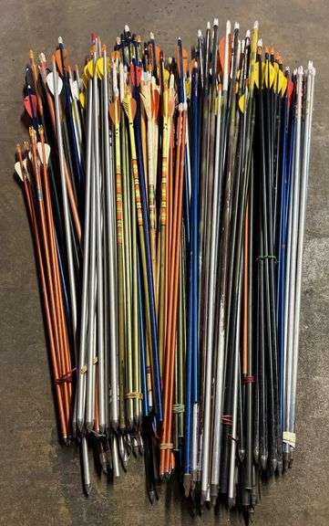 (AB) Metal Arrows - Kraft Auction Service, LLC