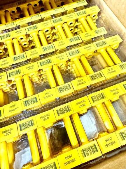 SnapTracker Bolt Seal Yellow 200 Count. - Kraft Auction Service, LLC