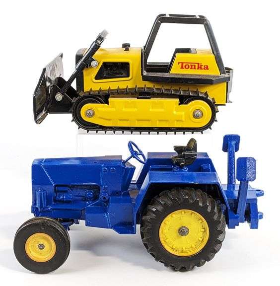 Custom Ertl Ford Tractor & Tonka Bulldozer - Kraft Auction Service, LLC