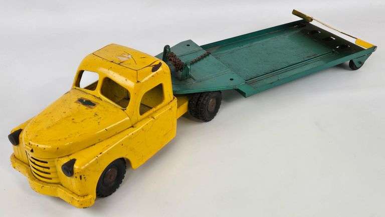 Original Structo Toys Semi Truck w/ Lowboy Trailer - Kraft Auction ...