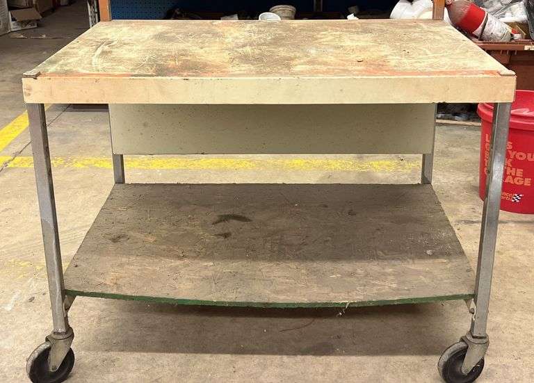 Unbranded 2-Shelf Metal Shop Cart. - Kraft Auction Service, LLC