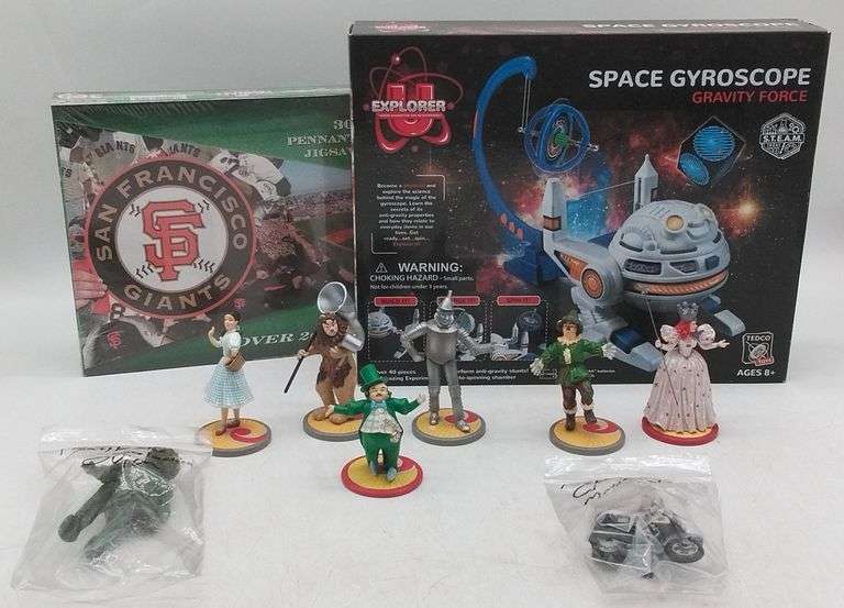 (MC) Space Gyroscope, San Francisco Giant Puzzle, Yellow Brick Road ...