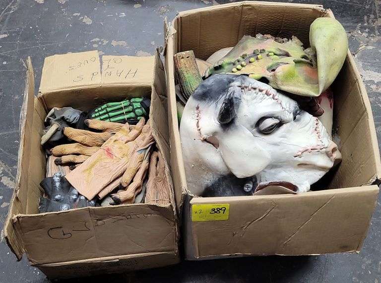 Various Halloween/Monster Masks And Props - Kraft Auction Service, LLC