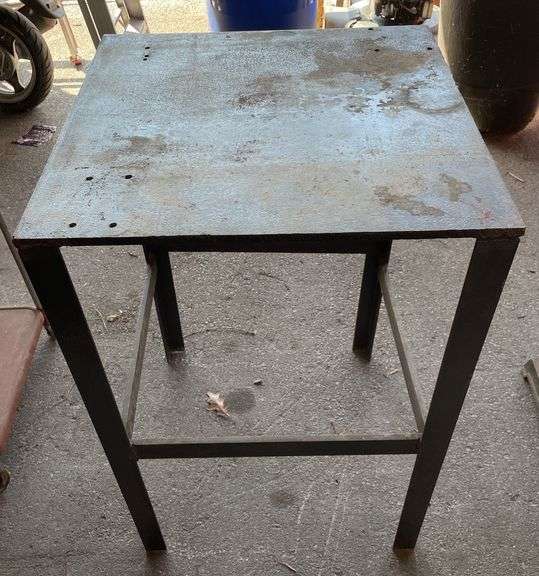 (X) Heavy Metal Table 24” x 24” x 37” - Kraft Auction Service, LLC