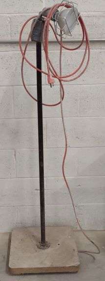 Floor Work Lamp - Kraft Auction Service, LLC