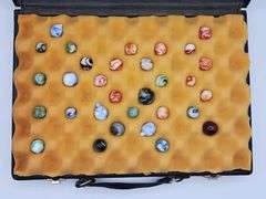 (D) Vitro Parrot Marbles With Case - Kraft Auction Service, LLC