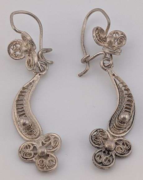 Vintage Sterling Wire Scrollwork Dangle Earrings - Kraft Auction Service, LLC