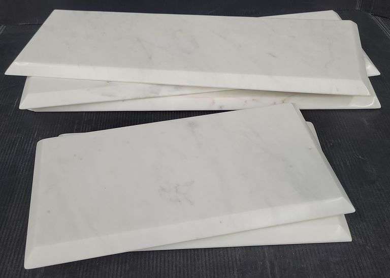 (H) Set Of Five Matching White Carrara Marble Serving Displays - Kraft ...