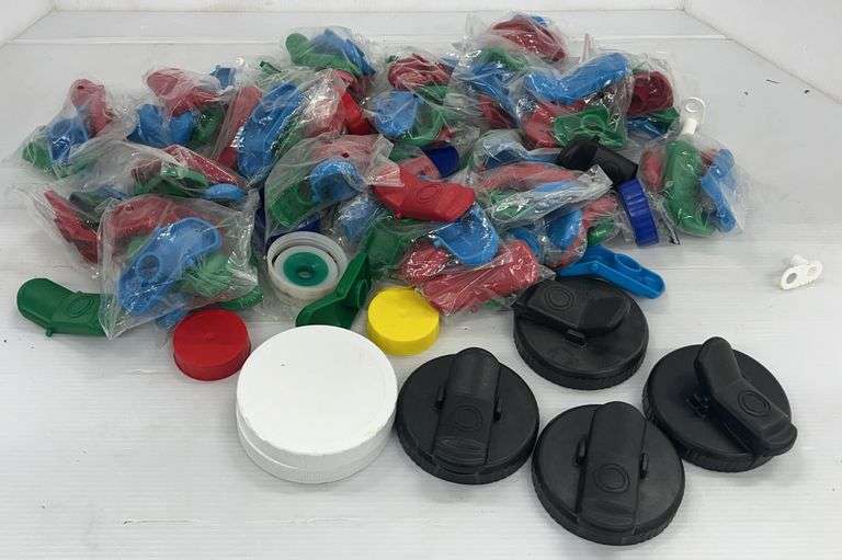 (E) Assorted Lids - Kraft Auction Service, LLC