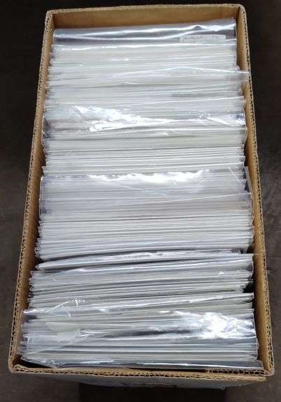 (UV) Comic books collectable various years 1 box - Kraft Auction ...