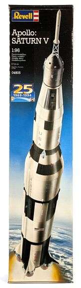 1/25 Scale Revell Apollo: Saturn V Model Kit - Sealed - Kraft Auction ...