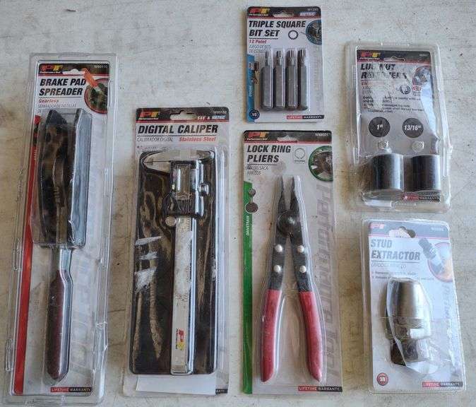 (M) Performance Tools Incl. Brake Pad Spreader, Digital Caliper, Lock ...