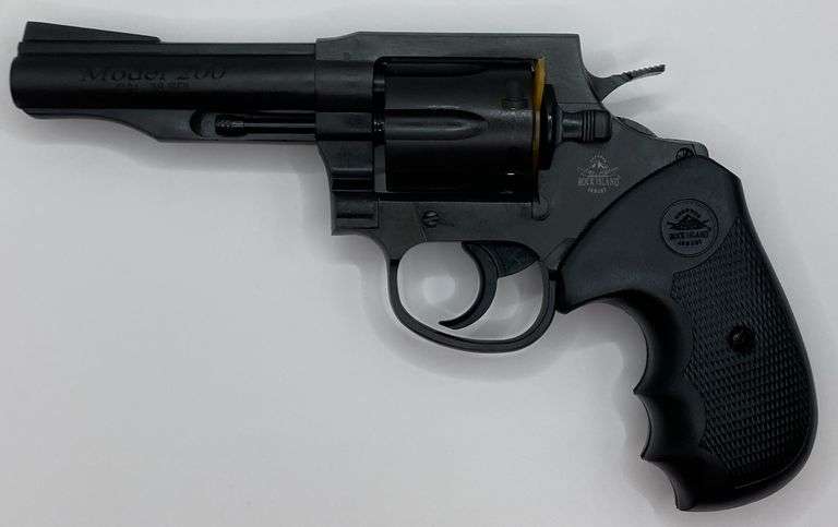 Rock Island Armory Armscor M200 .38 SPL Revolver - Kraft Auction Service, LLC