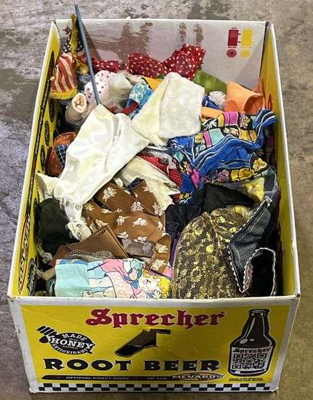 (F) Doll Clothes - Kraft Auction Service, LLC