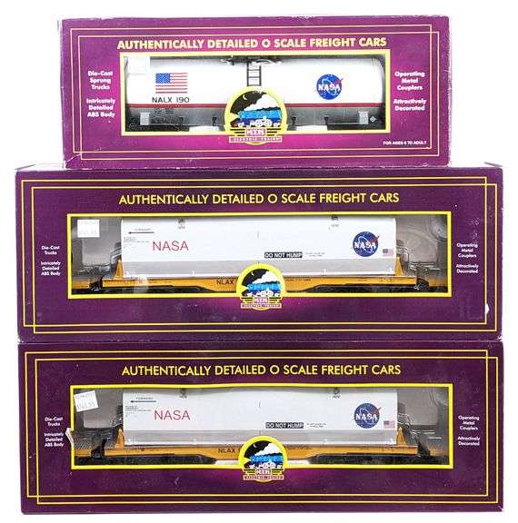 MTH NASAa Tank Car, Flat Car w/ Center Rocket Segment, & Flat Car w ...