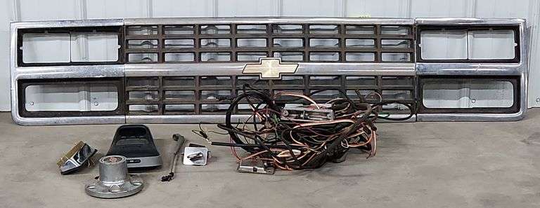 (J) 1989-1991 Chevy C/K Pick Up Parts - Kraft Auction Service, LLC