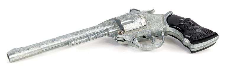 Kilgore Kit Carson Cap Gun Pistol w/ Box - Kraft Auction Service, LLC