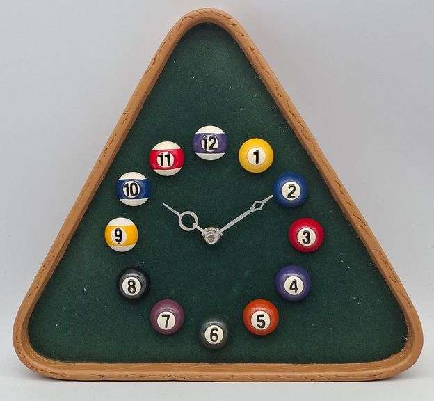 (ZA) Novelty Billiards Wall Clock - Kraft Auction Service, LLC