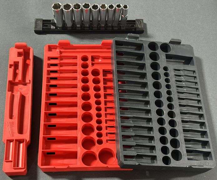 (CC) Lot: Sockets & Plastic Socket Storage Containers - Kraft Auction ...