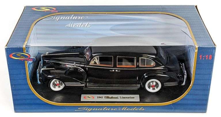 1/18 Scale Signature Models 1941 Packard Limousine - Kraft Auction ...