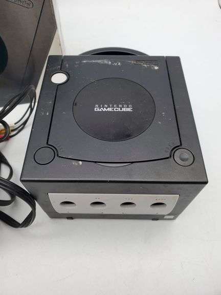 Nintendo GameCube Console with Original Box. - Kraft Auction Service, LLC
