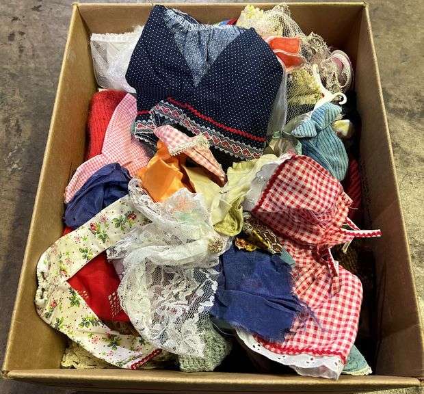 (F) Doll Clothes - Kraft Auction Service, LLC